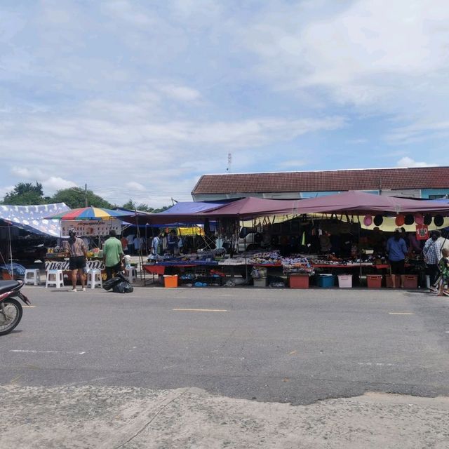 ตลาดนัดทุกวันที่ลงท้ายด้วย6@บุรีรัมย์ | Trip.com จังหวัดบุรีรัมย์