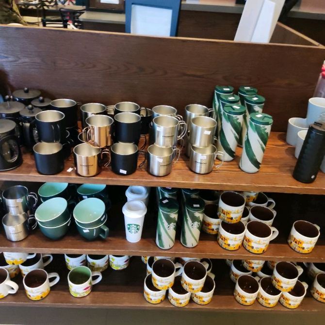 Starbucks Carre Eden | Trip.com Marrakech Travelogues