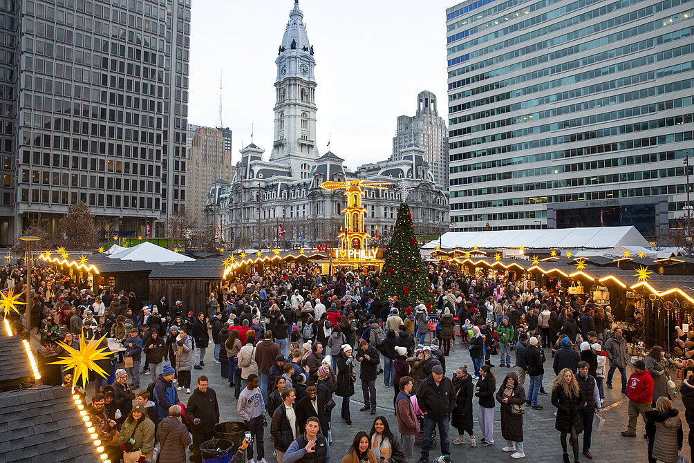 Christmas Village in Philadelphia 2025 | Christmas in Philadelphia 2025 ...