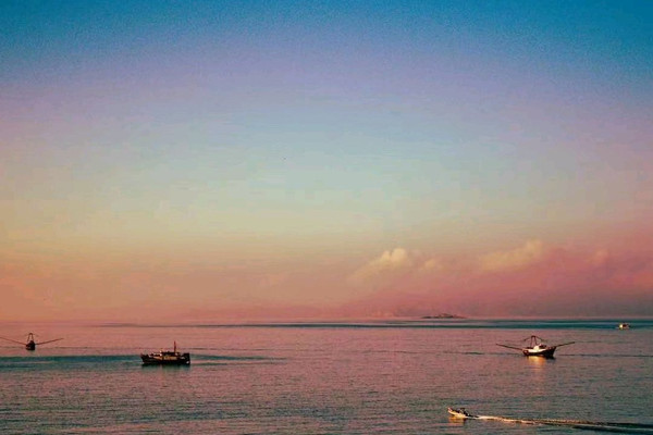 Idyllic beach cove on Dapeng peninsula | Trip.com Shenzhen
