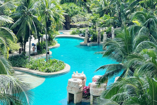 Yalong Bay and Sunsets | Trip.com Sanya