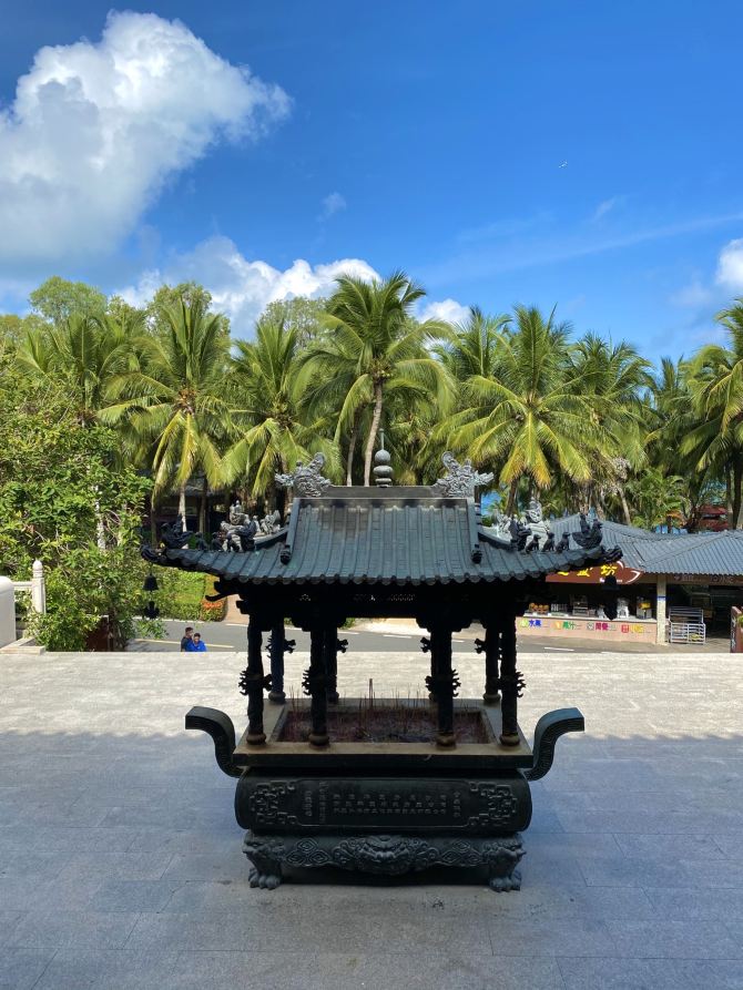 A MUST VISIT ATTRACTION IN SANYA! | Trip.com Sanya Travelogues