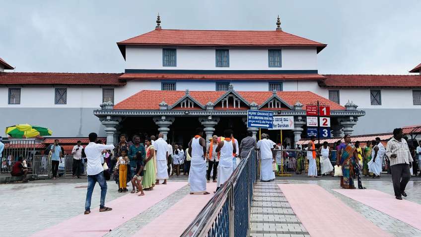 Sri Kshetra Dharmasthala Manjunatha Swamy Temple Travel Recommendations ...