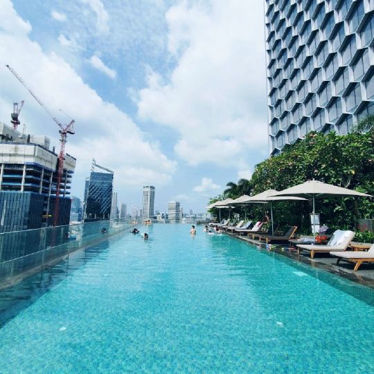 Andaz Hotel Pool