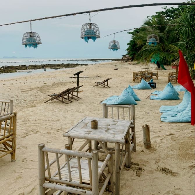 Sandy Toes & Salty Souls | Trip.com Sala Dan Travelogues