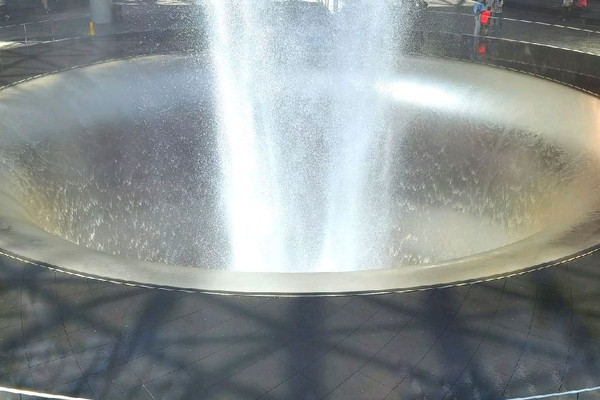 The World's Tallest Indoor Waterfall @Jewel | Trip.com สิงคโปร์