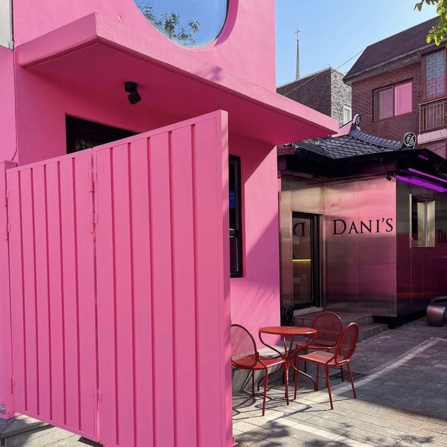 핑크덕후모여라💓💓 전주 “피닉스 카페”☕️ | 트립닷컴 전주