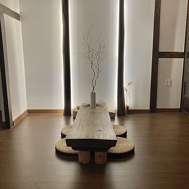 경주 황리단길의 가성비 좋은 감성 한옥 숙소, 휴휴당 | 트립닷컴 경주