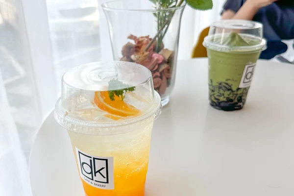 ดีค่ะ คาเฟ่ (DEEKA CAFE’) ดีต่อใจ | Trip.com อำเภอเมืองจันทบุรี บล็อก ...