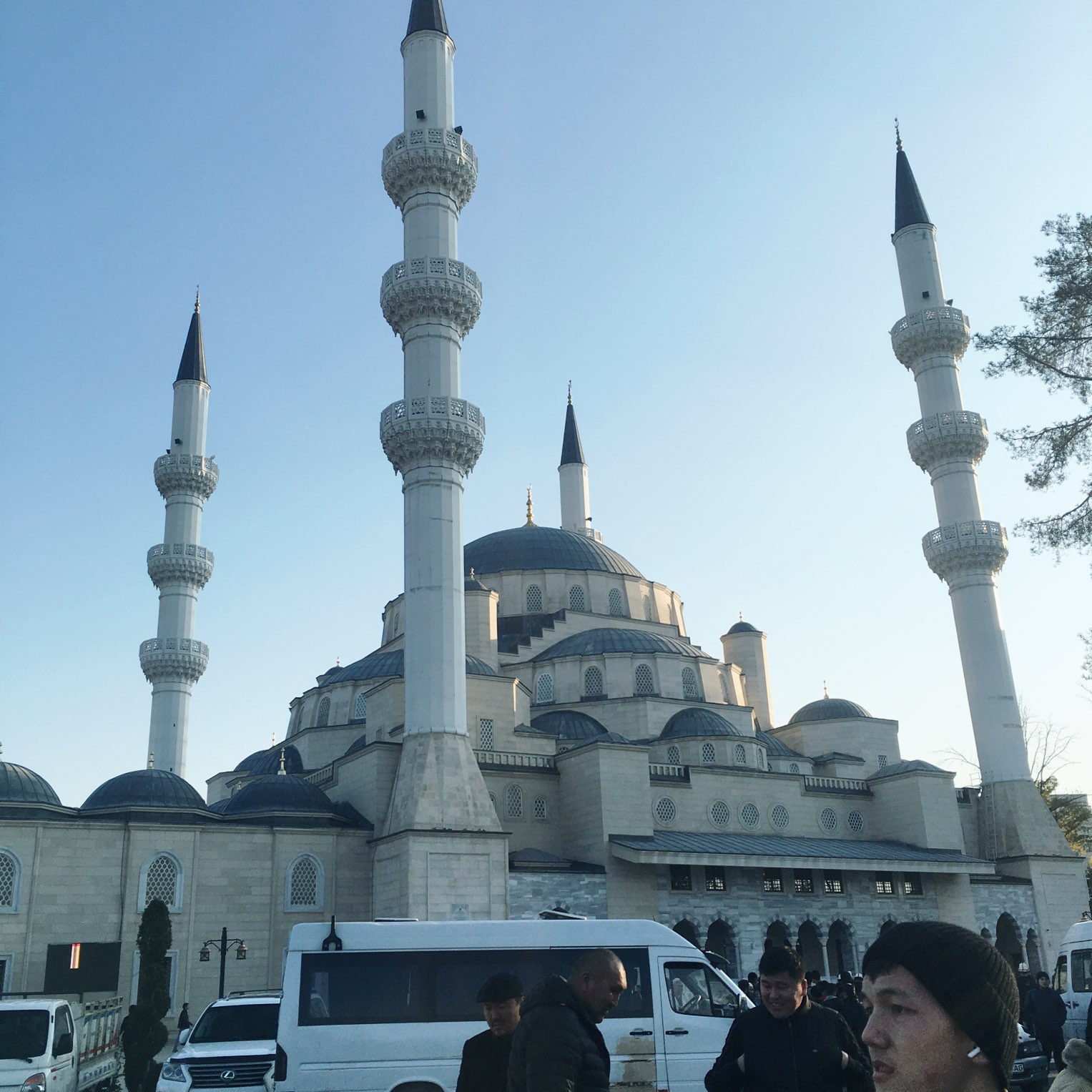 Bishkek Travel Guide 2023 - Things to Do, What To Eat & Tips | Trip.com
