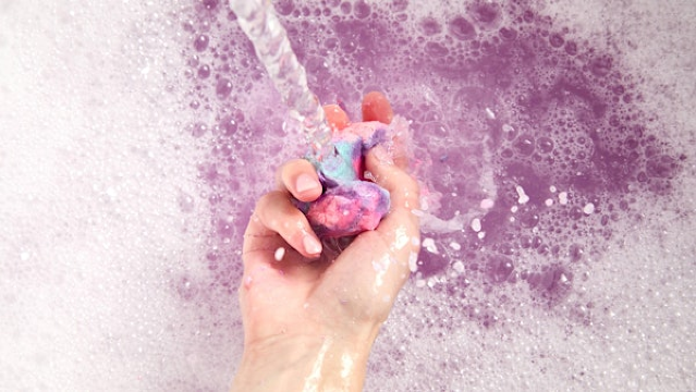 Lush Stirling- Sleepy Bubble Bar Making | Lush Cosmetics Stirling ...