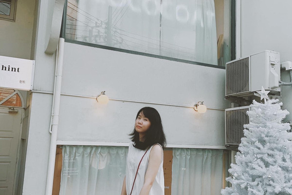 คาเฟ่สุดชิค minimal style "Hint coffee" | Trip.com กรุงเทพฯ