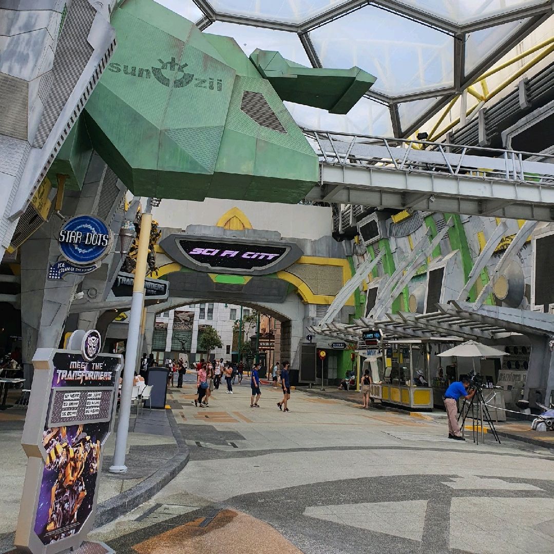 Universal Studios Singapore Sci Fi City