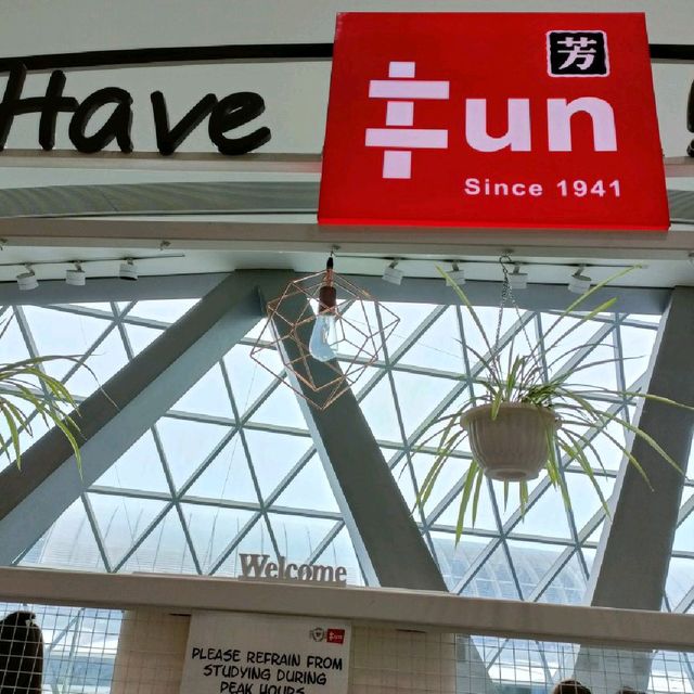 Fun Toast at Jewel | Trip.com Singapore