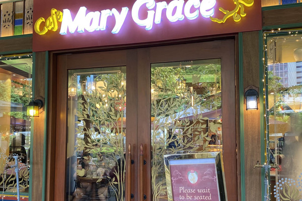 The Famous Cheese Rolls 🧀 | Trip.com Taguig