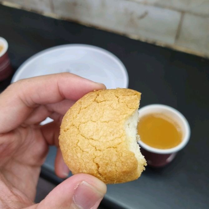 The Super Popular Nimrah Cafe & Bakery | Trip.com Hyderabad Travelogues