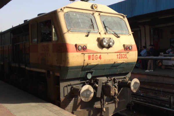 Exciting train ride from Jaipur to Delhi | Trip.com Jaipur