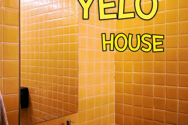 YELO HOUSE 💛 | Trip.com กรุงเทพฯ