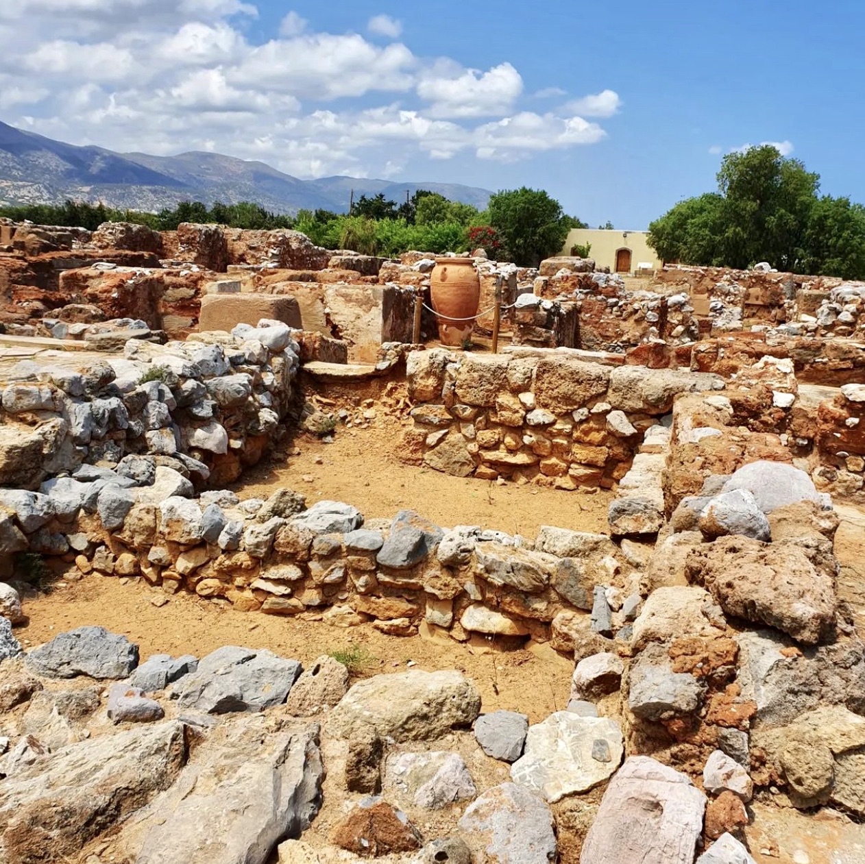 Vrachasi Travel Guide 2024 - Things to Do, What To Eat & Tips | Trip.com