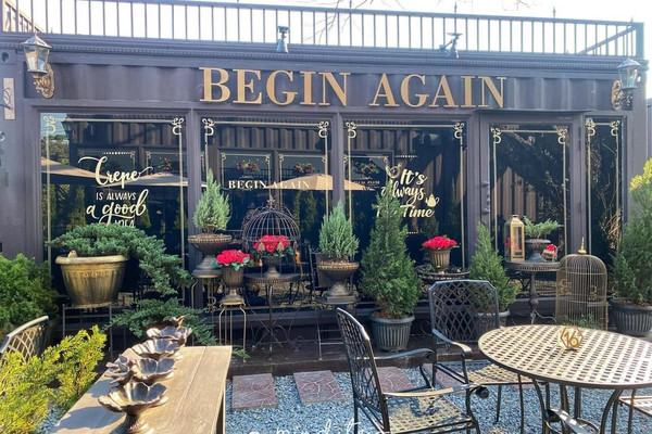 Begin Again cafe ถ่ายรูปกัน | Trip.com กรุงเทพฯ