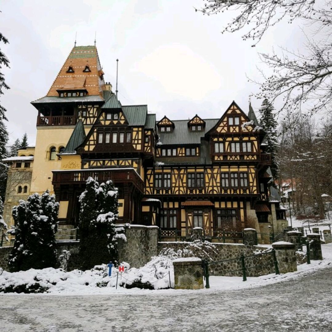 Sinaia Travel Guide 2024 - Things to Do, What To Eat & Tips | Trip.com