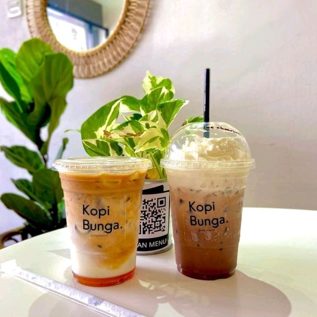 Kopi & Bunga Cafe | Trip.com Sungai Petani