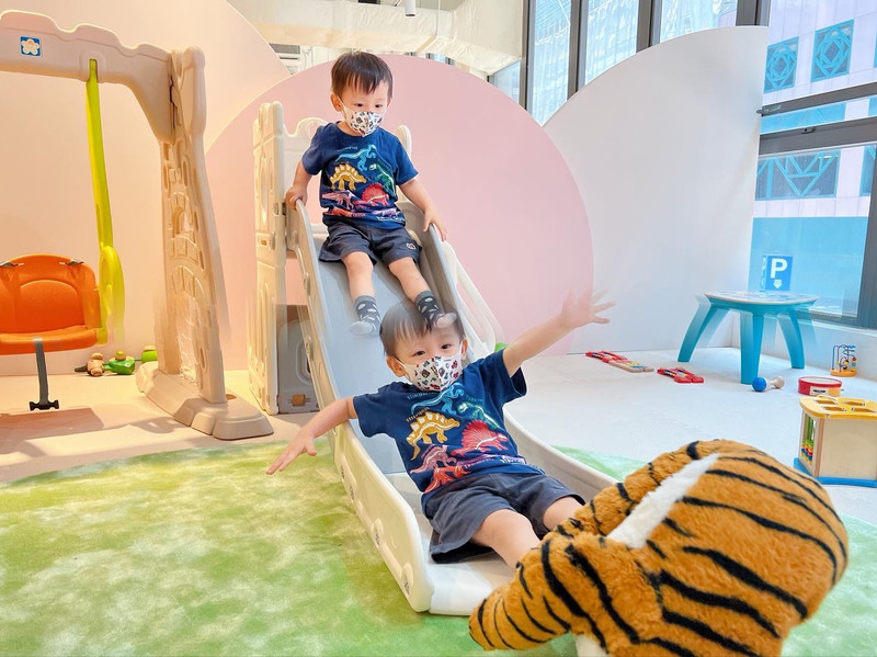 A playhouse where kids can play to their hearts' content, while parents ...