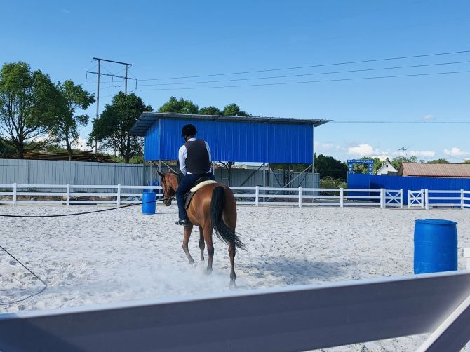 Horseback riding in Guizhou Scottish ranch! | Trip.com Bangkok Travelogues