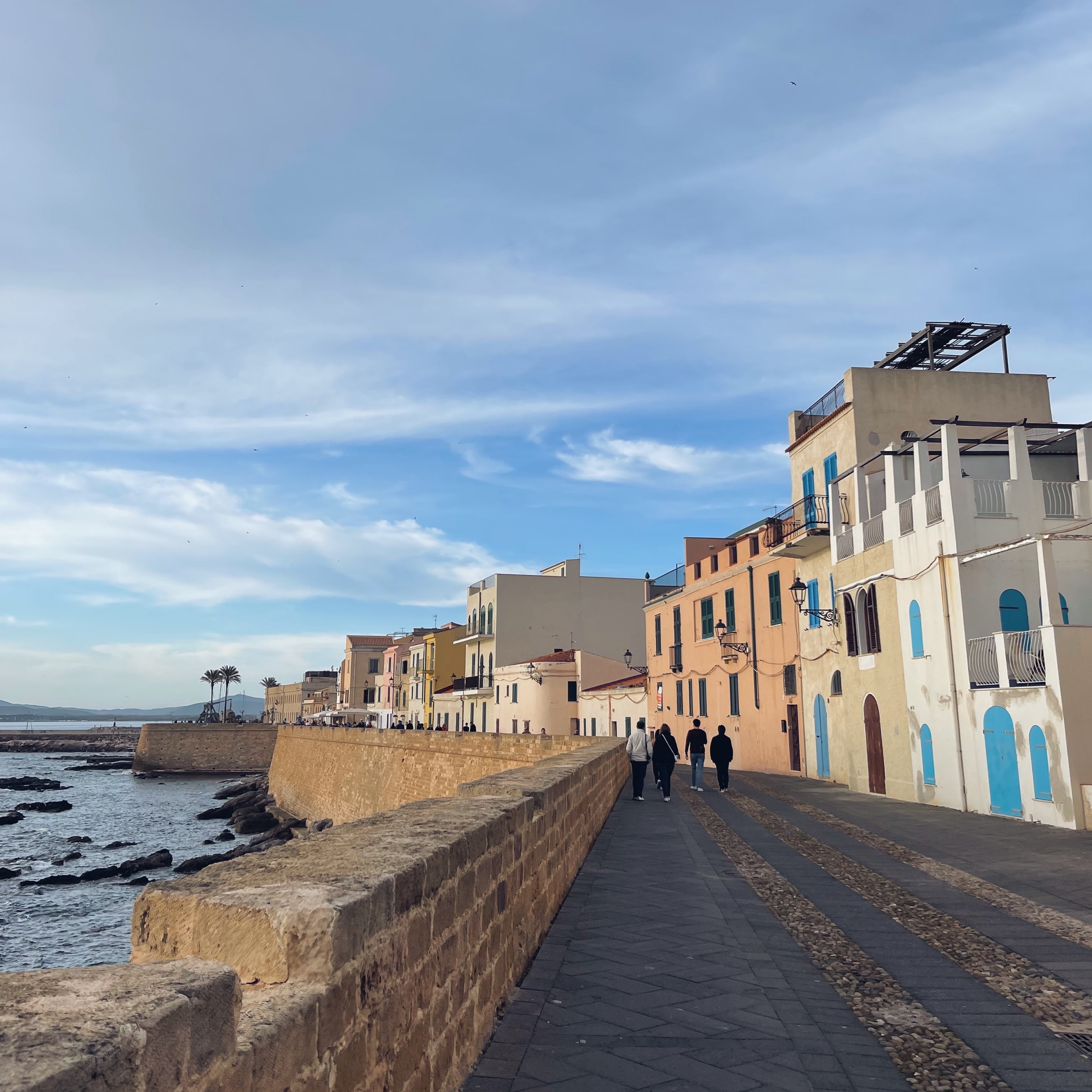 Alghero Travel Guide 2024 - Things to Do, What To Eat & Tips | Trip.com