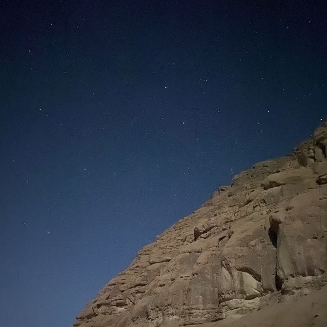 와디럼 사막의 밤하늘🇯🇴 | 트립닷컴 와디럼 트래블로그