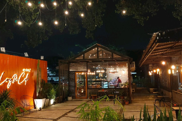 Long Di Cafe | Trip.com กรุงเทพฯ