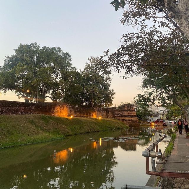 Golden Hour @ Tha Pae Gate Chiangmai | Trip.com Chiang Mai