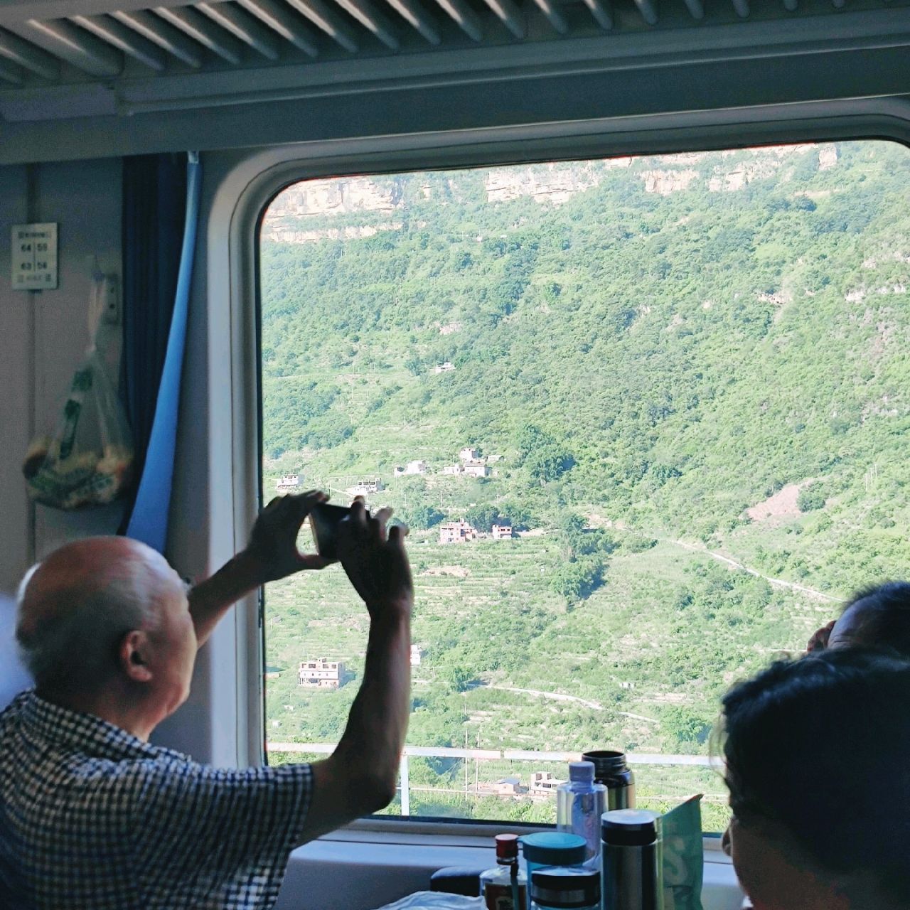 Sichuan Travel Guide 2024 - Things to Do, What To Eat & Tips | Trip.com