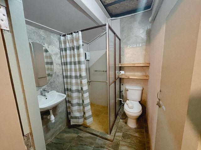 กระท่อมสาธุ KA-TOM-SA-TU garden cottage | Trip.com อำเภอ โพธาราม