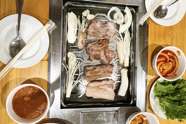 Sam Gyup Sal Korean BBQ ซัมกยอบซัล | Trip.com กรุงเทพฯ
