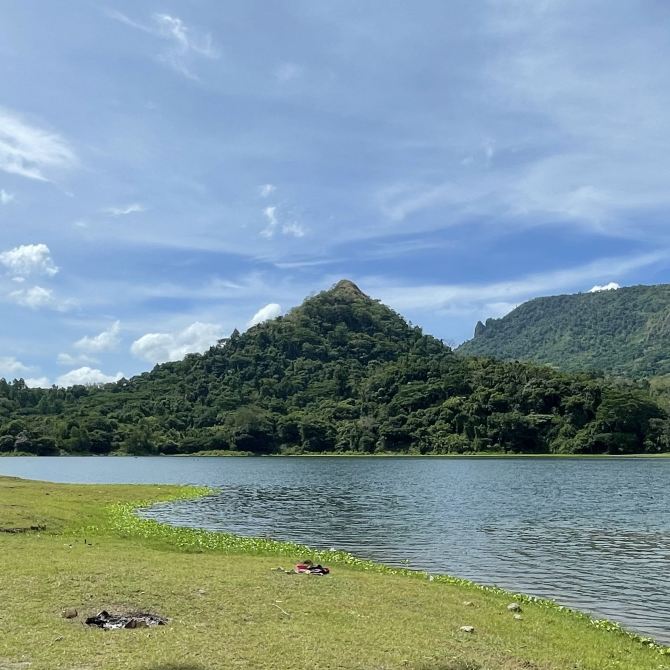 Mapanuepe Lake or New Zealand of Philippine | Trip.com Zambales Travelogues