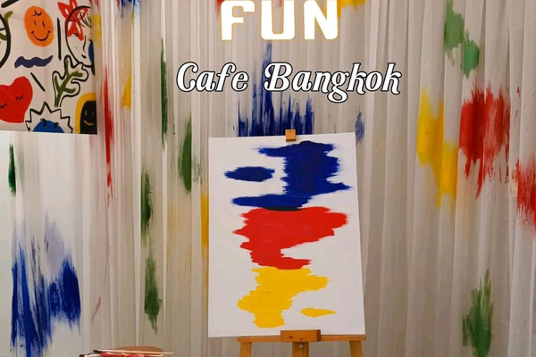 FUN Café Bangkok 🎨🖼🍰 เพ้นท์หน้าเค้กเองได้ | Trip.com กรุงเทพฯ