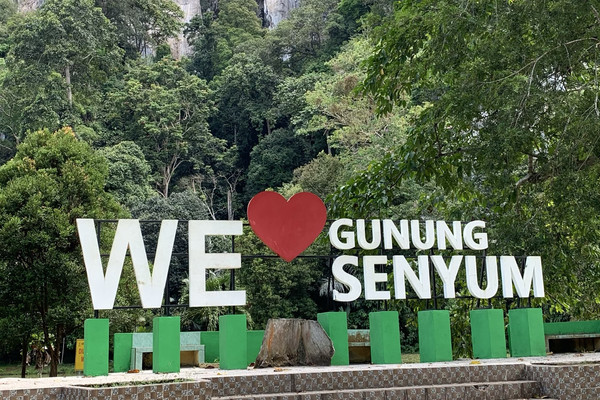 🇲🇾Lovely! Gunung Senyum, Jengka Pahang | Trip.com Jenderak