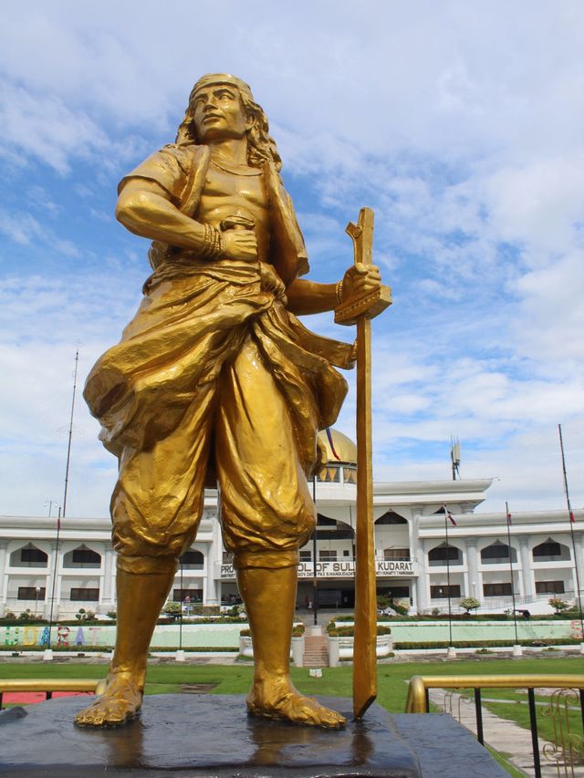 Sultan Kudarat Monument | Trip.com Sultan Kudarat