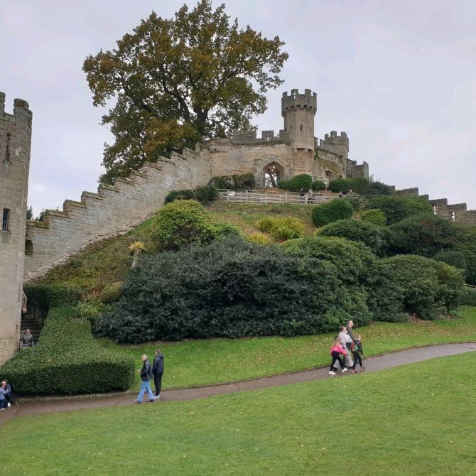 Wandering around Warwick Castle | Trip.com Warwick