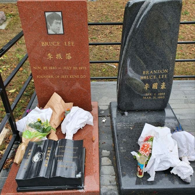 Bruce Lee's tomb on Halloween & More | Trip.com Seattle Travelogues