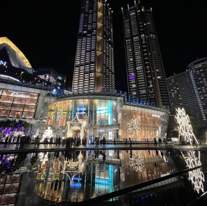 ICONSIAM BY NIGHT | Trip.com Bangkok Travelogues