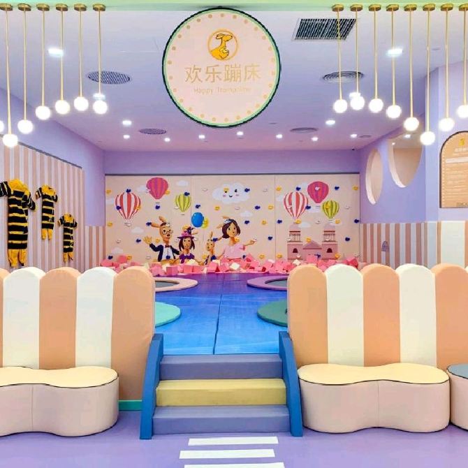 Q-Box Hotel Shanghai Sanjiagang | Trip.com New York Travelogues