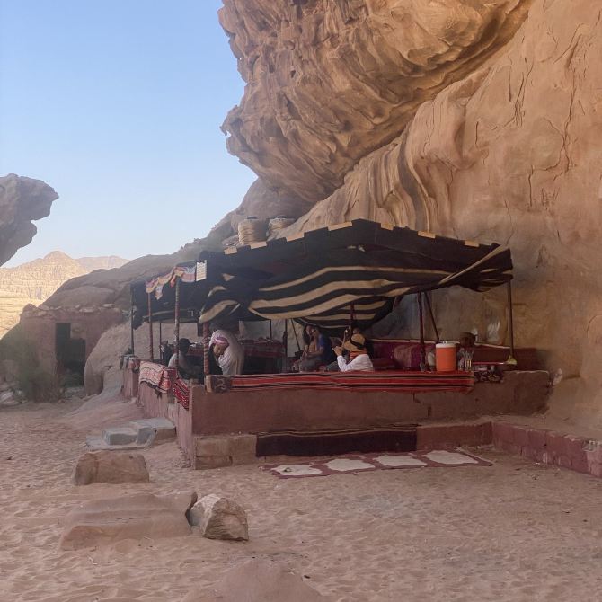 와디럼 사막투어 휴식처. | 트립닷컴 와디럼 트래블로그