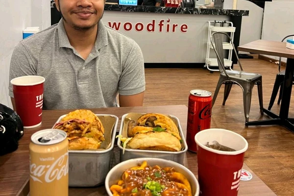 Burger craving at Woodfire TTDI | Trip.com Kuala Lumpur Travelogues