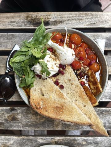 Breakfast at Sarnies on telok ayer 🍳☕️🍞 | Trip.com Singapore