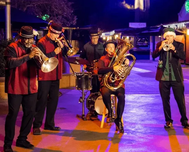 Jungle Bells at the San Diego Zoo | Christmas in San Diego 2025 | Zoo ...