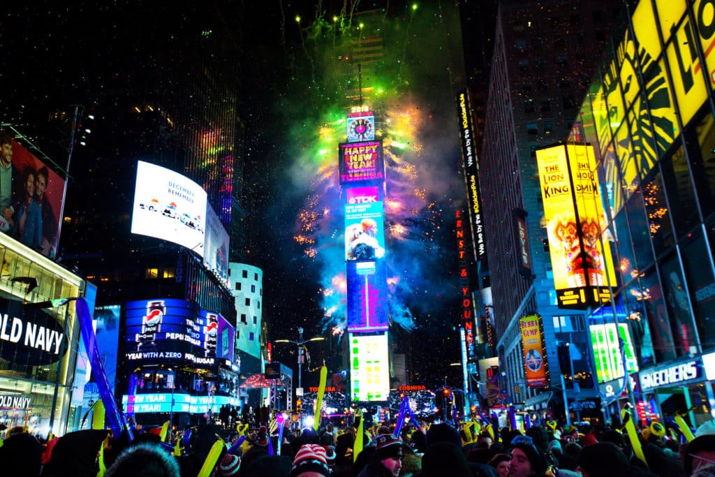 Times Square Ball Drop Tickets, Dates & Itineraries | Trip.com