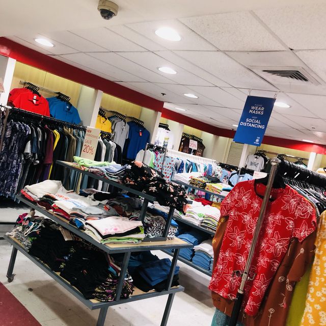 SM Clearance outlet in Quiapo Manila | Trip.com Manila