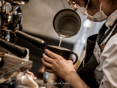 Starbucks Coffee@Shamian Island | Trip.com Guangzhou